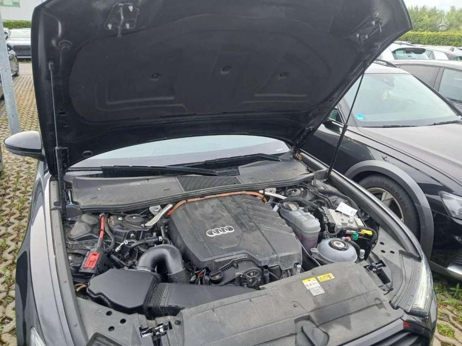 Black Audi A6 2023 in Vilnius, with an engine capacity of 1.98 L and mileage of 124 thousand km for 33333 €, photo 14 on AUTOMOTO.COM.LV