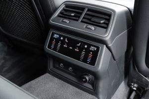 Melns Audi A6 2023 Mārupe, ar dzinēja tilpumu 2.00 L un nobraukumu 74 tūkst. km par 37550 €, foto 31 vietnē AUTOMOTO.COM.LV