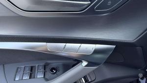 Melns Audi A6 2023 Viļņa, ar dzinēja tilpumu 2.00 L un nobraukumu 124 tūkst. km par 33898 €, foto 31 vietnē AUTOMOTO.COM.LV