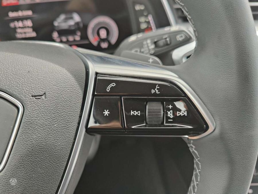 Black Audi A6 2024 in Kaunas, with an engine capacity of 1.97 L and mileage of 23 thousand km for 32990 €, photo 16 on AUTOMOTO.COM.LV