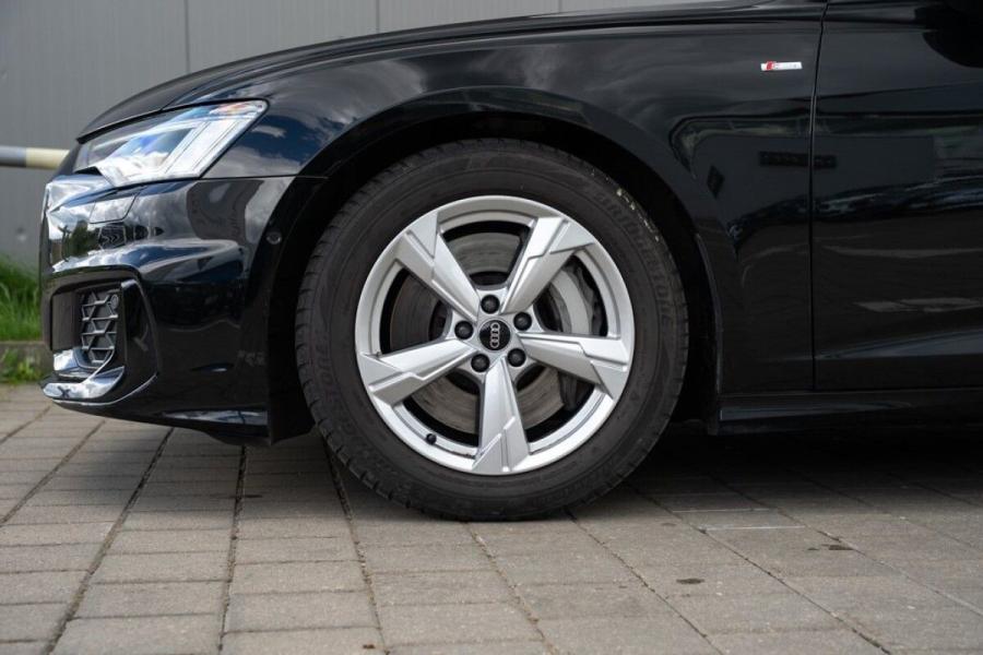 Black Audi A6 2025 in Vilnius, with an engine capacity of 2.00 L and mileage of 29 thousand km for 47500 €, photo 5 on AUTOMOTO.COM.LV