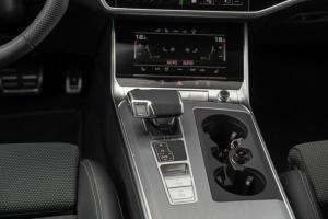 Black Audi A6 2025 in Vilnius, with an engine capacity of 2.00 L and mileage of 29 thousand km for 47500 €, photo 12 on AUTOMOTO.COM.LV