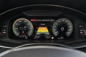 Black Audi A6 2025 in Vilnius, with an engine capacity of 2.00 L and mileage of 29 thousand km for 47500 €, photo 23 on AUTOMOTO.COM.LV