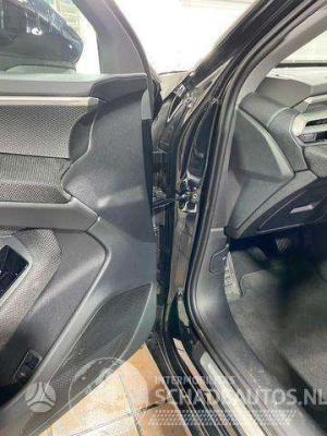 Black Audi A6 2026 in Silute, with an engine capacity of 1.97 L and mileage of 6 thousand km for 29645 €, photo 17 on AUTOMOTO.COM.LV