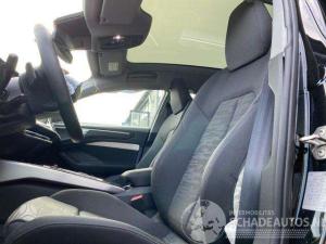 Black Audi A6 2026 in Silute, with an engine capacity of 1.97 L and mileage of 6 thousand km for 29645 €, photo 18 on AUTOMOTO.COM.LV