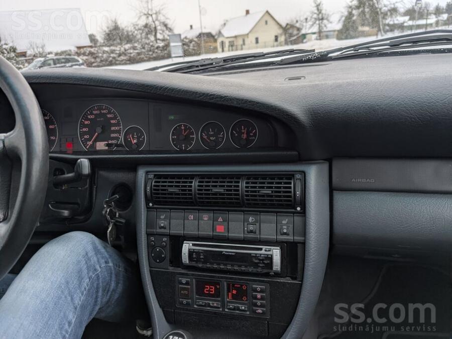 Zils Audi A6 1995 Preiļi, ar dzinēja tilpumu 1.80 L un nobraukumu 276 tūkst. km par 1200 €, foto 10 vietnē AUTOMOTO.COM.LV