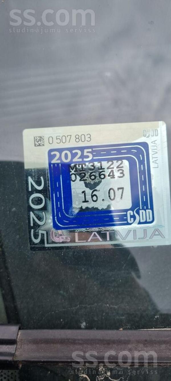 Blue Audi A6 1995 in Cesis, with an engine capacity of 2.50 L and mileage of 385 thousand km for 600 €, photo 4 on AUTOMOTO.COM.LV