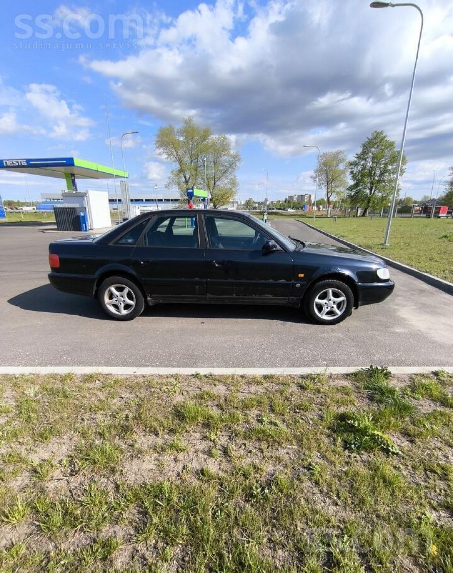 Blue Audi A6 1995 in Daugavpils, with an engine capacity of 2.50 L and mileage of 360 thousand km for 1500 €, photo 6 on AUTOMOTO.COM.LV