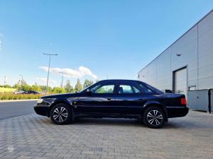 Zils Audi A6 1995 Viļņa, ar dzinēja tilpumu 1.98 L un nobraukumu 136 tūkst. km par 1800 €, foto 3 vietnē AUTOMOTO.COM.LV
