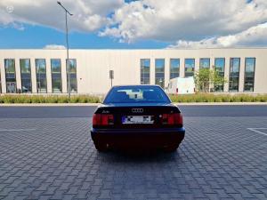 Zils Audi A6 1995 Viļņa, ar dzinēja tilpumu 1.98 L un nobraukumu 136 tūkst. km par 1800 €, foto 10 vietnē AUTOMOTO.COM.LV