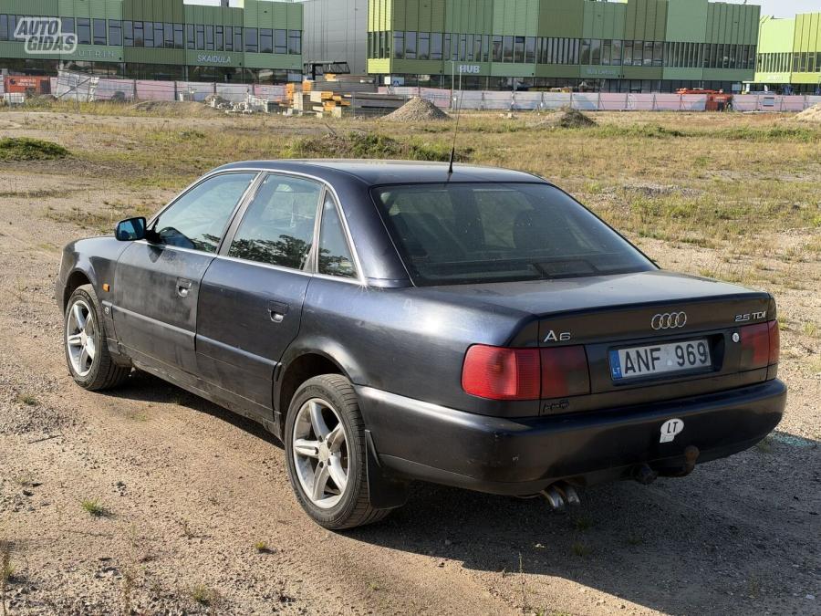 Zils Audi A6 1996 Kauņa, ar dzinēja tilpumu 2.50 L un nobraukumu 408 tūkst. km par 850 €, foto 4 vietnē AUTOMOTO.COM.LV