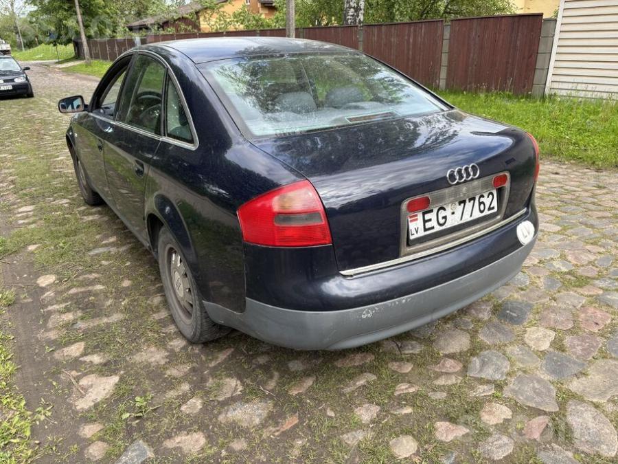 Zils Audi A6 1998 Rīga, ar dzinēja tilpumu 2.40 L un nobraukumu 252 tūkst. km par 1370 €, foto 4 vietnē AUTOMOTO.COM.LV