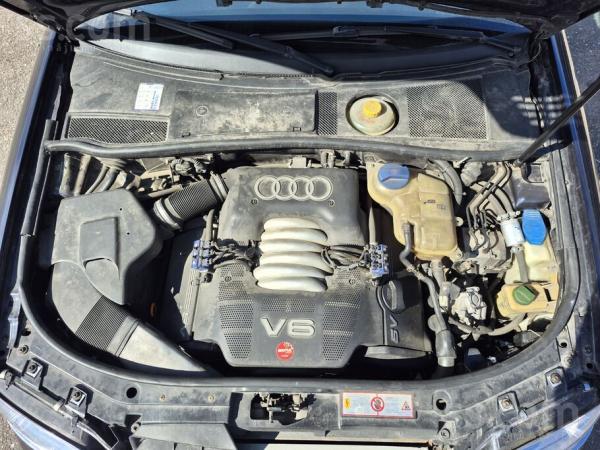 Zils Audi A6 1998 Rīga, ar dzinēja tilpumu 2.40 L un nobraukumu 234 tūkst. km par 1550 €, foto 4 vietnē AUTOMOTO.COM.LV