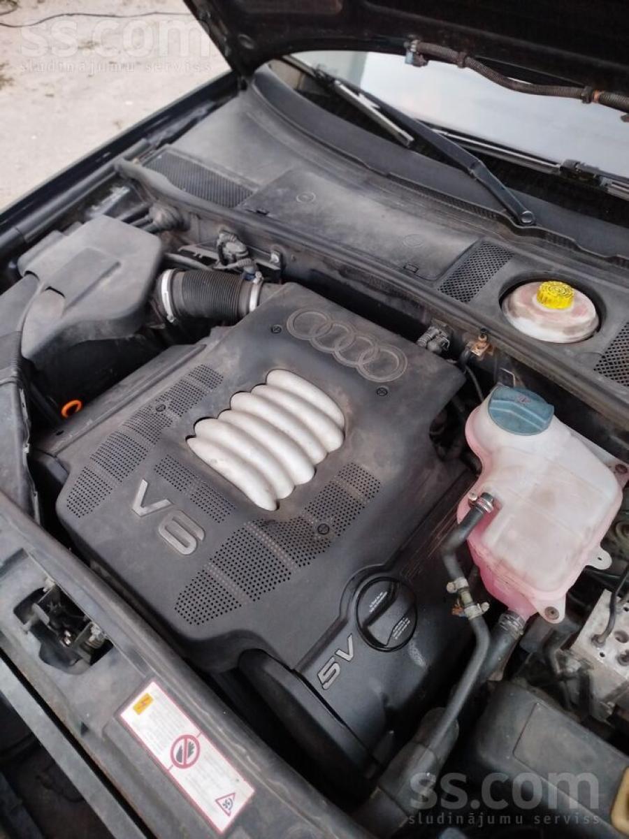 Zils Audi A6 1998 Ogre, ar dzinēja tilpumu 2.40 L un nobraukumu 300 tūkst. km par 990 €, foto 10 vietnē AUTOMOTO.COM.LV