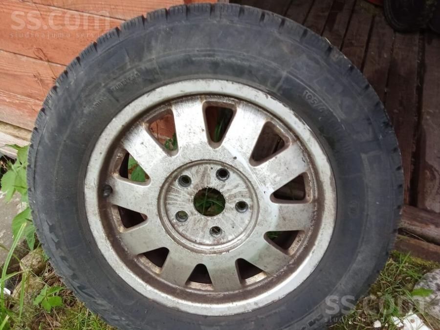 Zils Audi A6 1998 Daugavpils, ar dzinēja tilpumu 1.90 L un nobraukumu 447 tūkst. km par 900 €, foto 5 vietnē AUTOMOTO.COM.LV