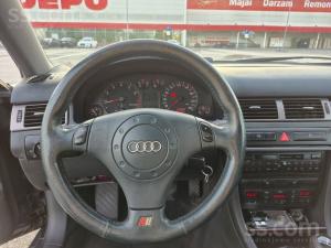 Zils Audi A6 1998 Rīga, ar dzinēja tilpumu 2.40 L un nobraukumu 307 tūkst. km par 3100 €, foto 15 vietnē AUTOMOTO.COM.LV
