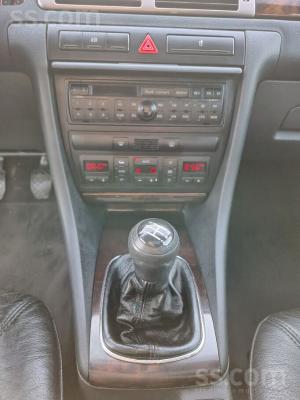 Zils Audi A6 1998 Rīga, ar dzinēja tilpumu 2.40 L un nobraukumu 307 tūkst. km par 3100 €, foto 16 vietnē AUTOMOTO.COM.LV