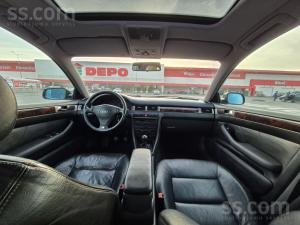 Zils Audi A6 1998 Rīga, ar dzinēja tilpumu 2.40 L un nobraukumu 307 tūkst. km par 3100 €, foto 20 vietnē AUTOMOTO.COM.LV