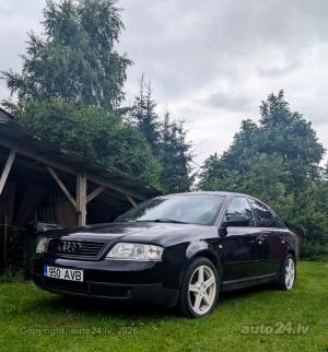 Zils Audi A6 1999 Rapla, ar dzinēja tilpumu 2.50 L un nobraukumu 356 tūkst. km par 950 €, foto  vietnē AUTOMOTO.COM.LV
