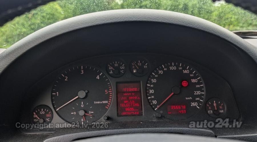 Zils Audi A6 1999 Rapla, ar dzinēja tilpumu 2.50 L un nobraukumu 356 tūkst. km par 950 €, foto 6 vietnē AUTOMOTO.COM.LV