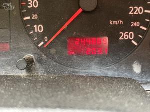 Zils Audi A6 1999 Kauņa, ar dzinēja tilpumu 2.40 L un nobraukumu 245 tūkst. km par 1500 €, foto 10 vietnē AUTOMOTO.COM.LV