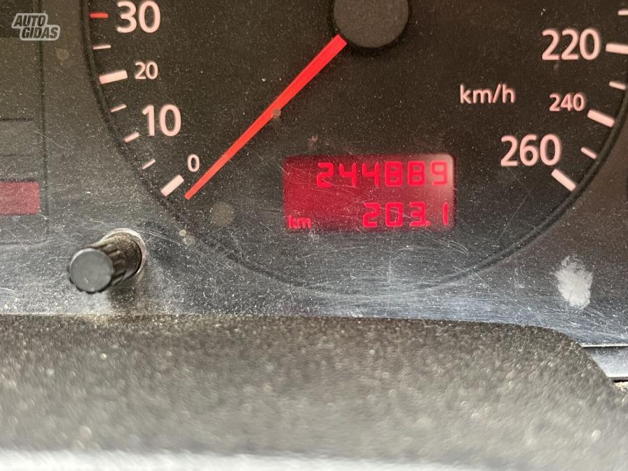 Zils Audi A6 1999 Kauņa, ar dzinēja tilpumu 2.40 L un nobraukumu 245 tūkst. km par 1500 €, foto 10 vietnē AUTOMOTO.COM.LV