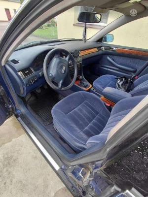 Zils Audi A6 2000 Šakiai, ar dzinēja tilpumu 2.50 L un nobraukumu 379 tūkst. km par 750 €, foto 10 vietnē AUTOMOTO.COM.LV
