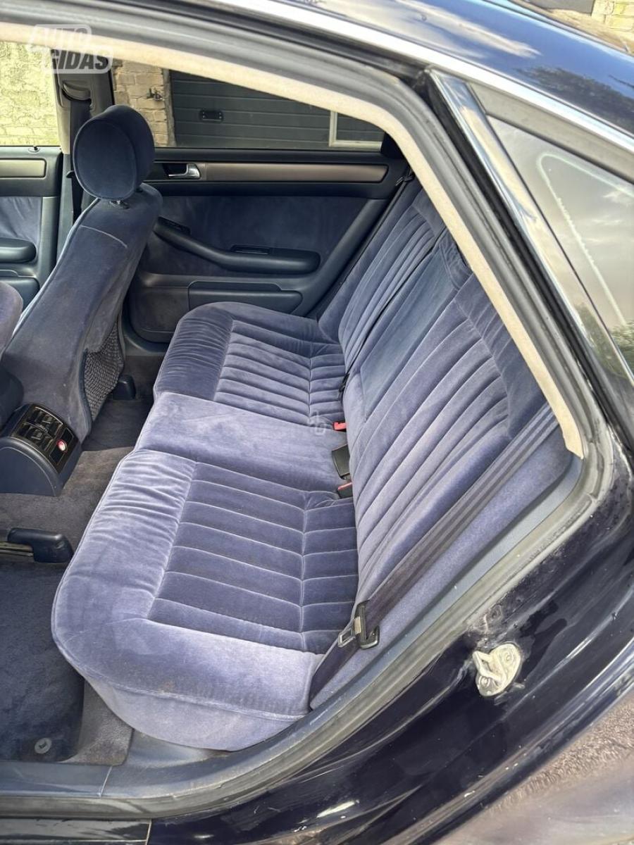 Blue Audi A6 2000 in Joniskis, with an engine capacity of 2.80 L and mileage of 480 thousand km for 650 €, photo 9 on AUTOMOTO.COM.LV
