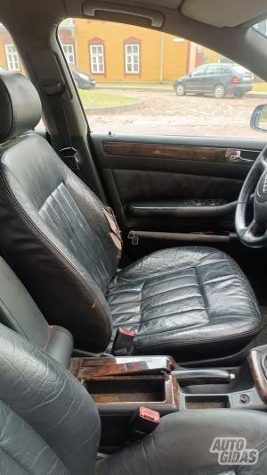 Zils Audi A6 2000 Anykščiai, ar dzinēja tilpumu 1.90 L un nobraukumu 360 tūkst. km par 1700 €, foto  vietnē AUTOMOTO.COM.LV