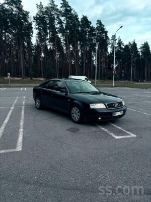Zils Audi A6 2001 Rīga, ar dzinēja tilpumu 2.50 L un nobraukumu 455 tūkst. km par 1000 €, foto  vietnē AUTOMOTO.COM.LV