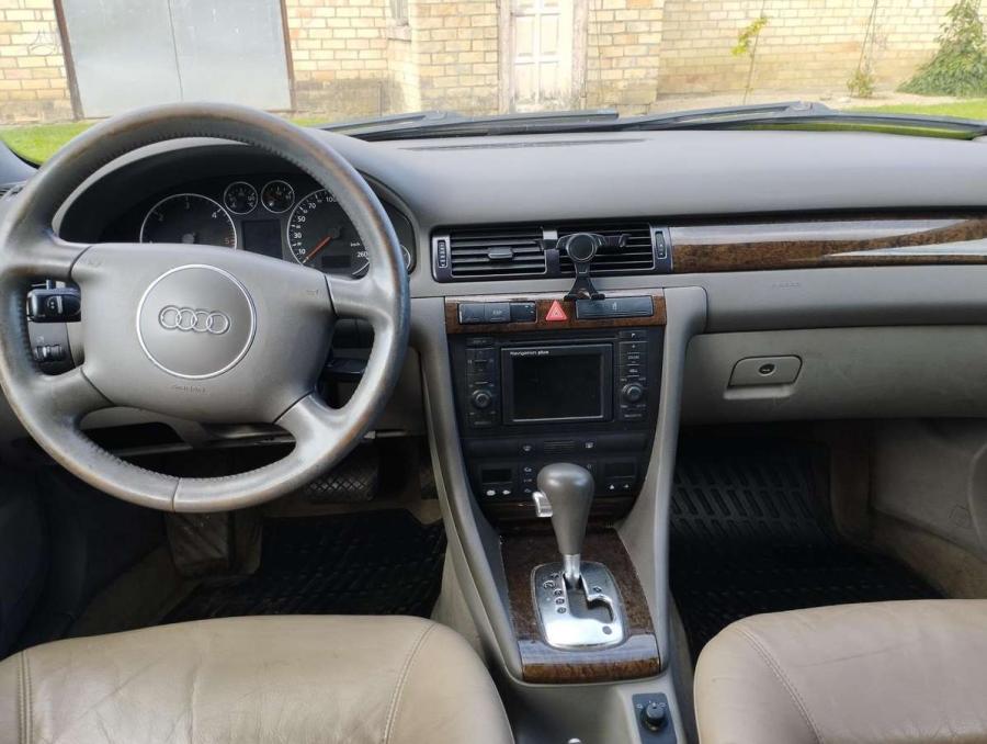 Blue Audi A6 2002 in Joniskis, with an engine capacity of 2.50 L and mileage of 324 thousand km for 1050 €, photo 6 on AUTOMOTO.COM.LV