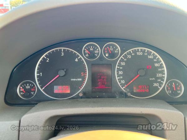 Zils Audi A6 2002 Tallina, ar dzinēja tilpumu 2.50 L un nobraukumu 403 tūkst. km par 1700 €, foto 10 vietnē AUTOMOTO.COM.LV