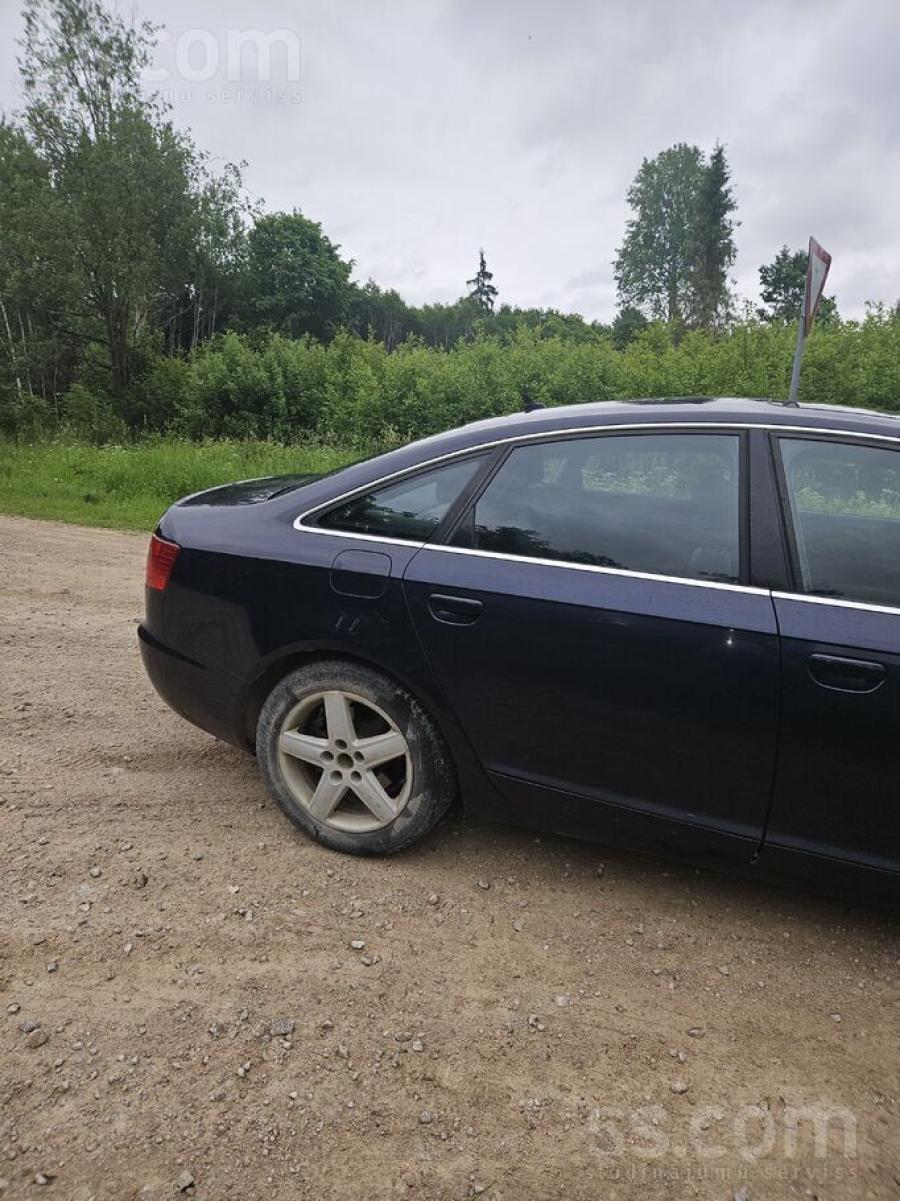 Zils Audi A6 2004 Rēzekne, ar dzinēja tilpumu 3.00 L un nobraukumu 416 tūkst. km par 2100 €, foto 4 vietnē AUTOMOTO.COM.LV