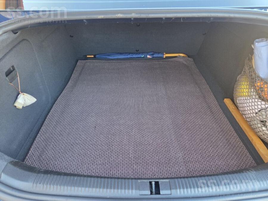 Zils Audi A6 2004 Jēkabpils, ar dzinēja tilpumu 2.00 L un nobraukumu 323 tūkst. km par 4500 €, foto 7 vietnē AUTOMOTO.COM.LV