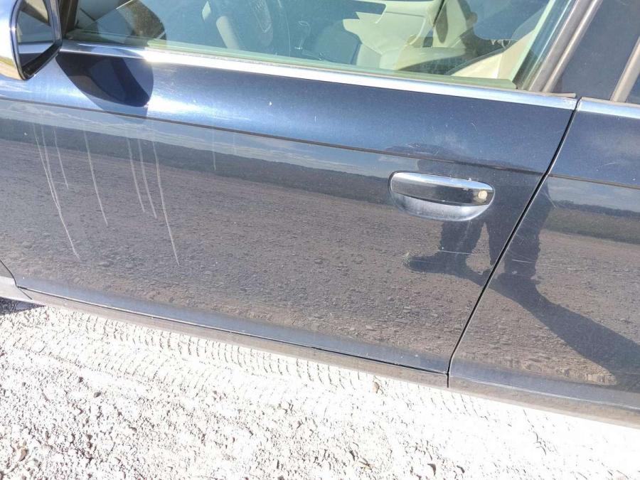 Blue Audi A6 2004 in Skaudvile, with an engine capacity of 2.39 L and mileage of 348 thousand km for 1650 €, photo 9 on AUTOMOTO.COM.LV