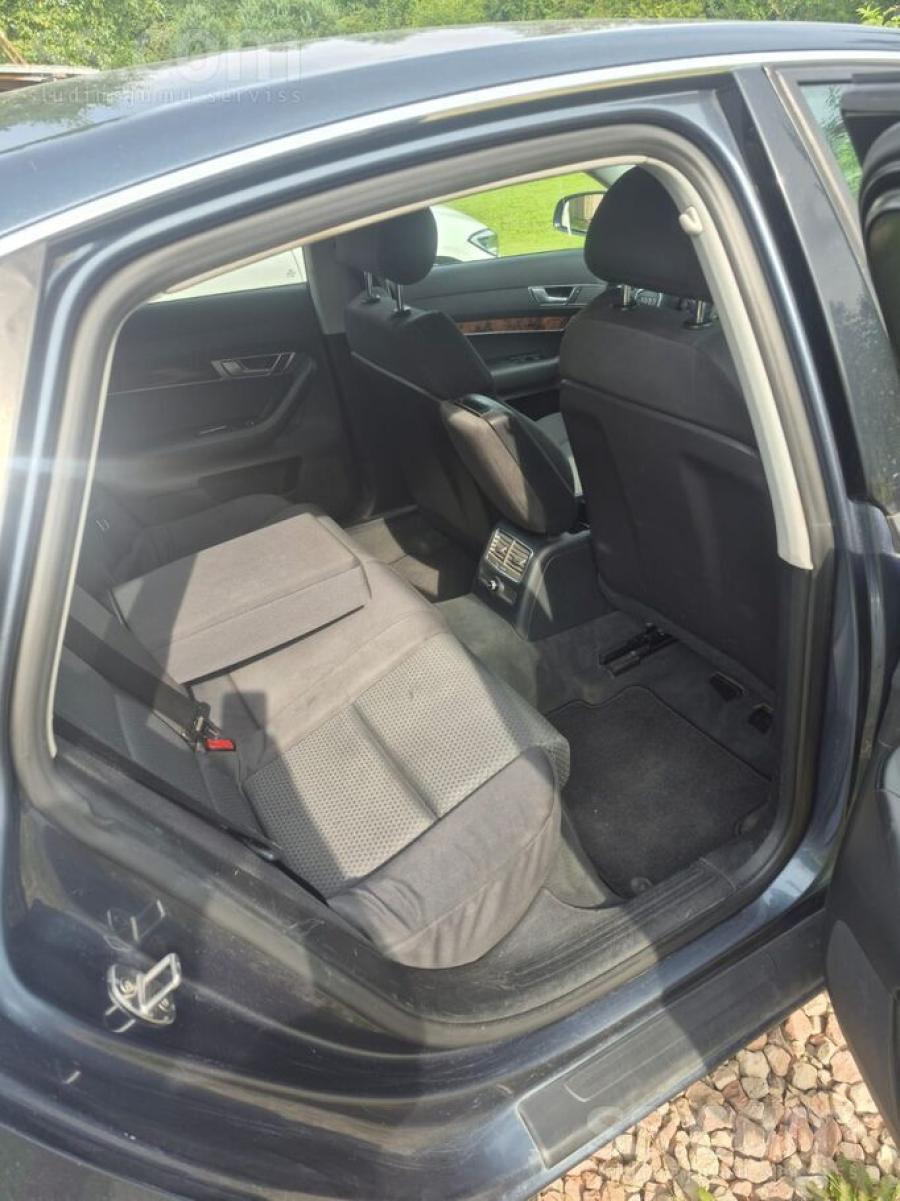 Blue Audi A6 2004 in Jelgava, with an engine capacity of 3.00 L and mileage of 326 thousand km for 2050 €, photo 6 on AUTOMOTO.COM.LV
