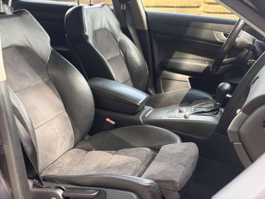 Blue Audi A6 2004 in Vilnius, with an engine capacity of 2.97 L and mileage of 300 thousand km for 1599 €, photo 11 on AUTOMOTO.COM.LV