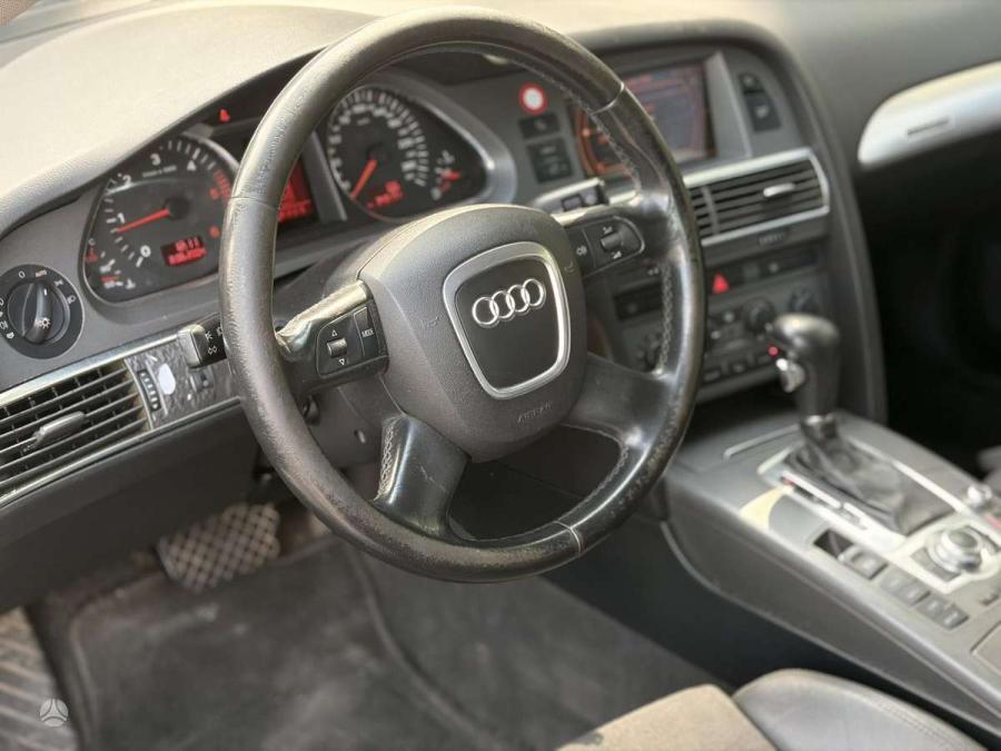 Blue Audi A6 2004 in Vilnius, with an engine capacity of 2.97 L and mileage of 300 thousand km for 1599 €, photo 12 on AUTOMOTO.COM.LV