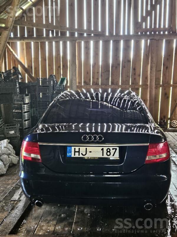 Blue Audi A6 2004 in Aluksne, with an engine capacity of 4.20 L and mileage of 302 thousand km for 5000 €, photo 3 on AUTOMOTO.COM.LV