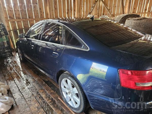 Blue Audi A6 2004 in Aluksne, with an engine capacity of 4.20 L and mileage of 302 thousand km for 5000 €, photo 4 on AUTOMOTO.COM.LV