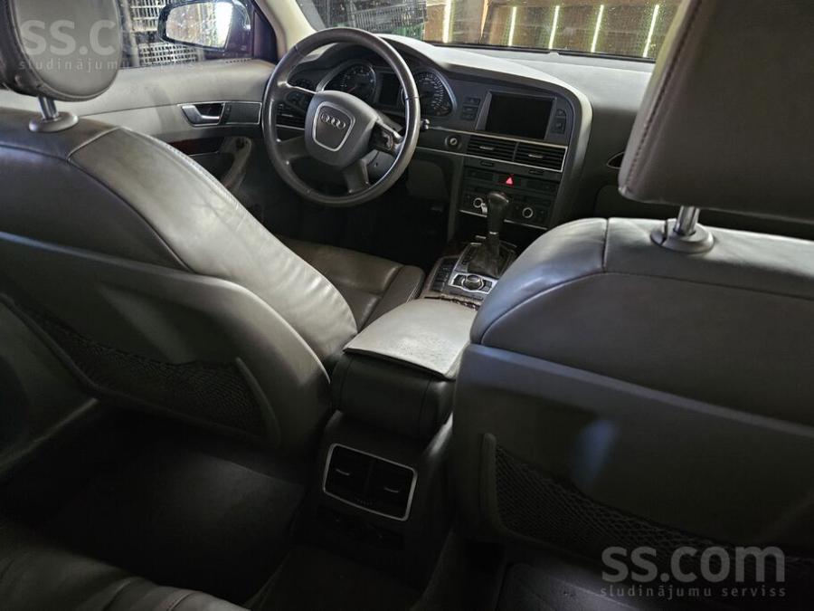 Синий Ауди А6 2004 в Алуксне, объемом двигателя 4.20 л и пробегом 302 тыс. км за 5000 €, фото 14 на AUTOMOTO.COM.LV