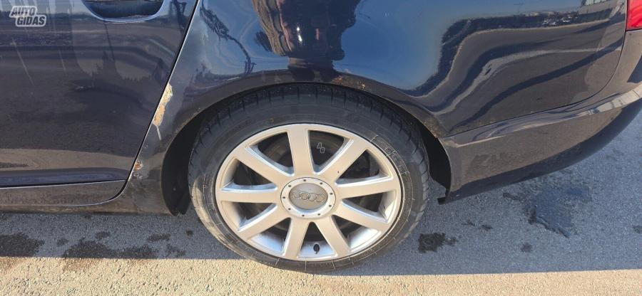 Zils Audi A6 2004 Kauņa, ar dzinēja tilpumu 3.10 L un nobraukumu 341 tūkst. km par 2000 €, foto 10 vietnē AUTOMOTO.COM.LV