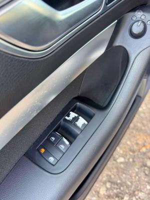 Zils Audi A6 2005 Kauņa, ar dzinēja tilpumu 2.70 L un nobraukumu 324 tūkst. km par 1999 €, foto 17 vietnē AUTOMOTO.COM.LV