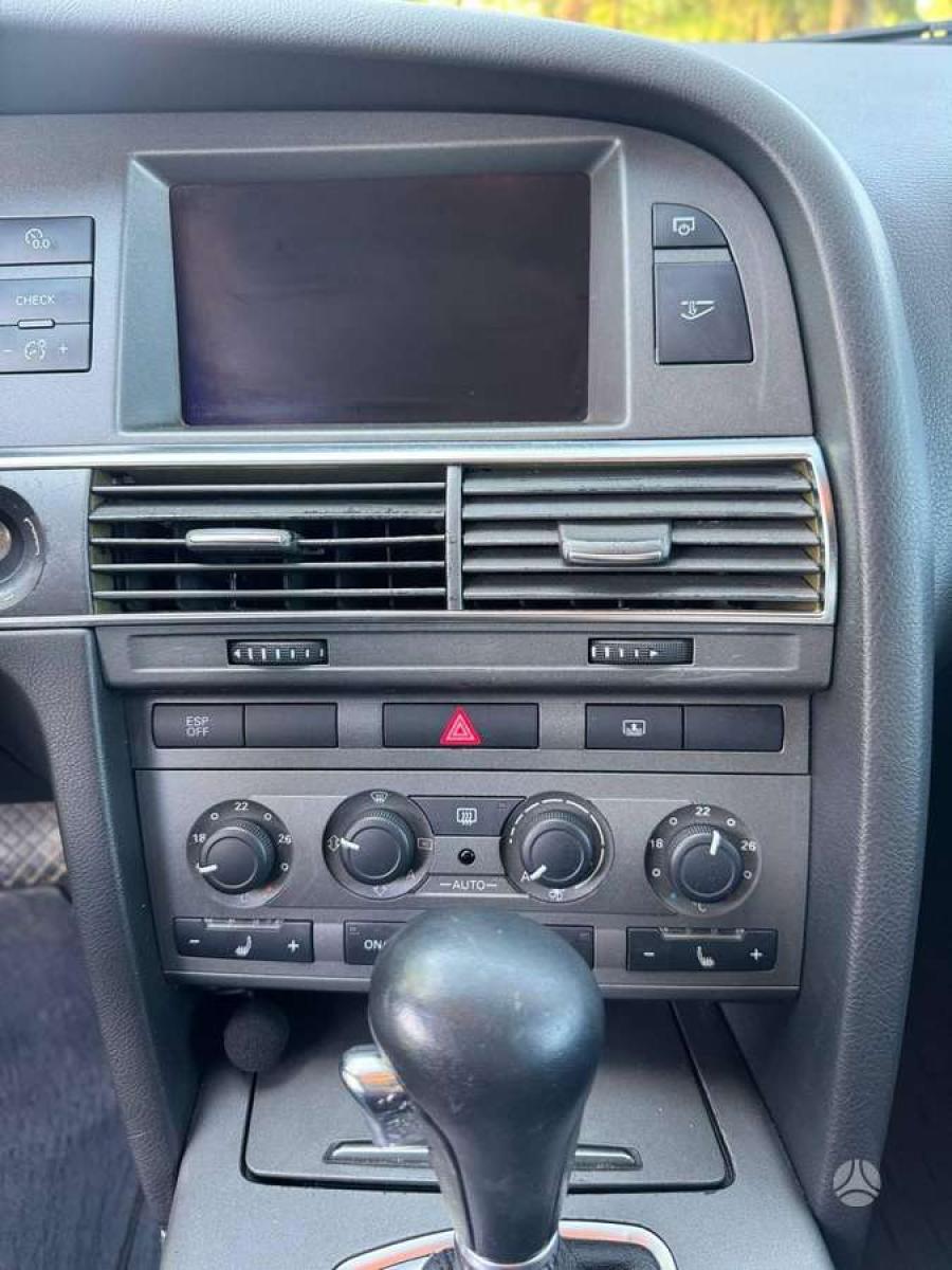 Zils Audi A6 2005 Kauņa, ar dzinēja tilpumu 2.70 L un nobraukumu 324 tūkst. km par 1999 €, foto 28 vietnē AUTOMOTO.COM.LV