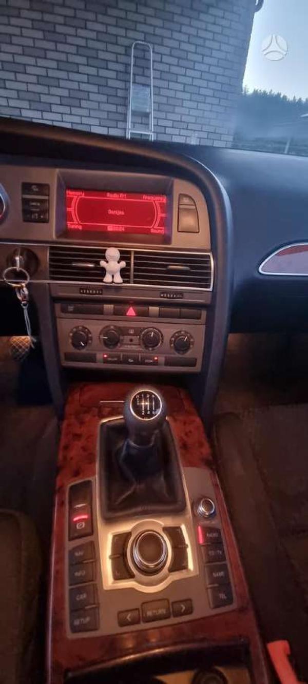 Zils Audi A6 2005 Kauņa, ar dzinēja tilpumu 2.70 L un nobraukumu 354 tūkst. km par 1700 €, foto 10 vietnē AUTOMOTO.COM.LV
