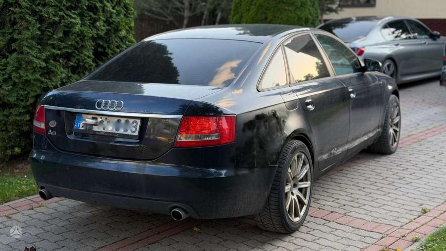 Zils Audi A6 2005 Viļņa, ar dzinēja tilpumu 2.39 L un nobraukumu 379 tūkst. km par 850 €, foto 6 vietnē AUTOMOTO.COM.LV