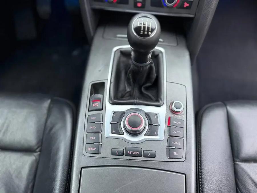 Zils Audi A6 2006 Rīga, ar dzinēja tilpumu 2.70 L un nobraukumu 310 tūkst. km par 1950 €, foto 15 vietnē AUTOMOTO.COM.LV