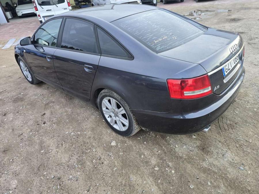Zils Audi A6 2006 Viļņa, ar dzinēja tilpumu 2.40 L un nobraukumu 375 tūkst. km par 800 €, foto 5 vietnē AUTOMOTO.COM.LV