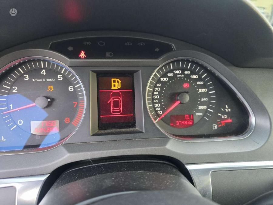 Zils Audi A6 2006 Viļņa, ar dzinēja tilpumu 2.40 L un nobraukumu 375 tūkst. km par 800 €, foto 13 vietnē AUTOMOTO.COM.LV