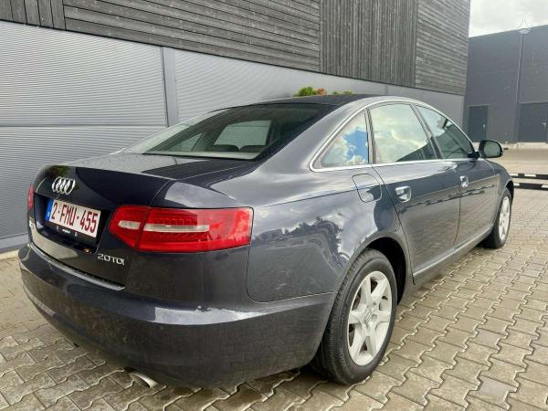 Ауди А6 2009 в Шяуляй на AUTOMOTO.COM.LV Синий Ауди А6 2009 в Шяуляй, объемом двигателя 2.00 л и пробегом 249 тыс. км за 5950 €, фото 10 на AUTOMOTO.COM.LV